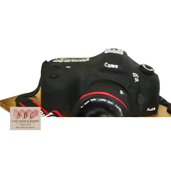 (1529) Canon Camera Cake - ABC Cake Shop & Bakery